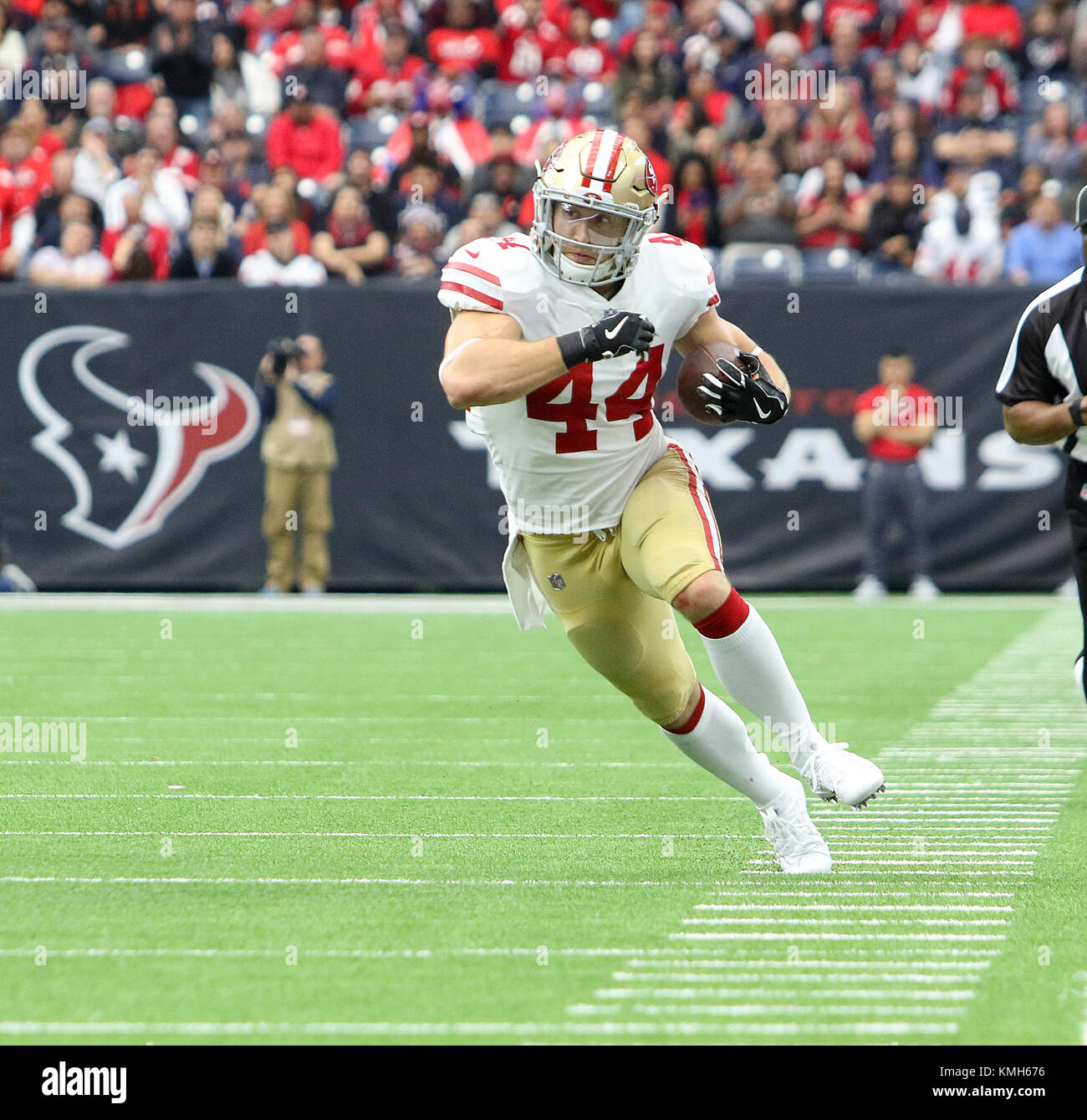 Houston, TX, USA. 10th Dec, 2017. San Francisco 49ers fullback Kyle ...