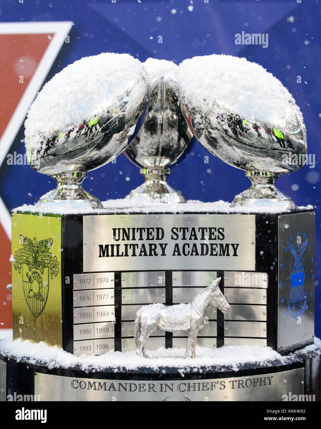 Philadelphia, PA, USA. 09th Dec, 2017. The Commander-In-Chiefs trophy ...