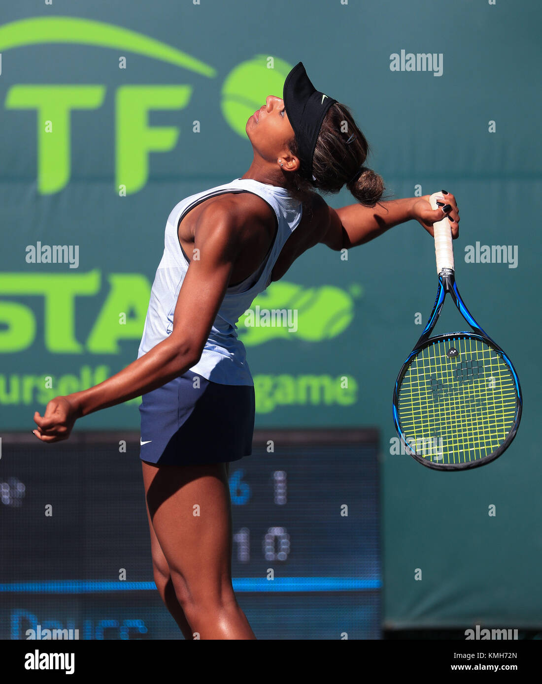 Plantation, Florida, USA. 10th Dec, 2017. Whitney OSUIGWE (USA) serves ...