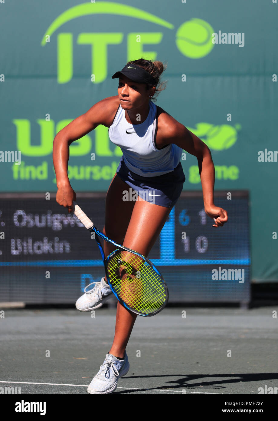 Plantation, Florida, USA. 10th Dec, 2017. Whitney OSUIGWE (USA) serves ...