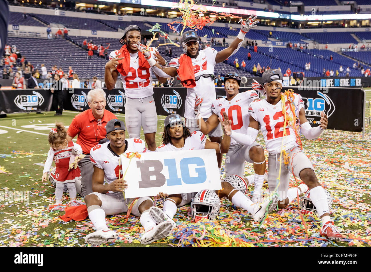 December 2nd, 2017: Assistant coordinator Kerry Coombs poses with Ohio ...