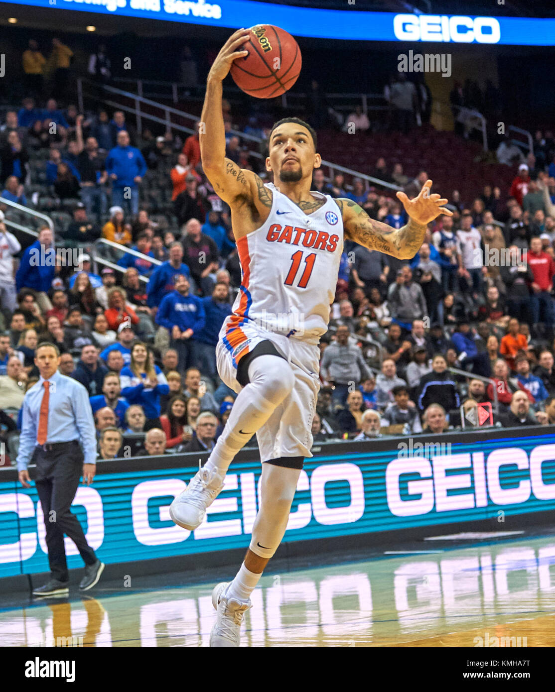 Newark, New Jersey, USA. 9th Dec, 2017. Florida's guard Chris Chiozza ...