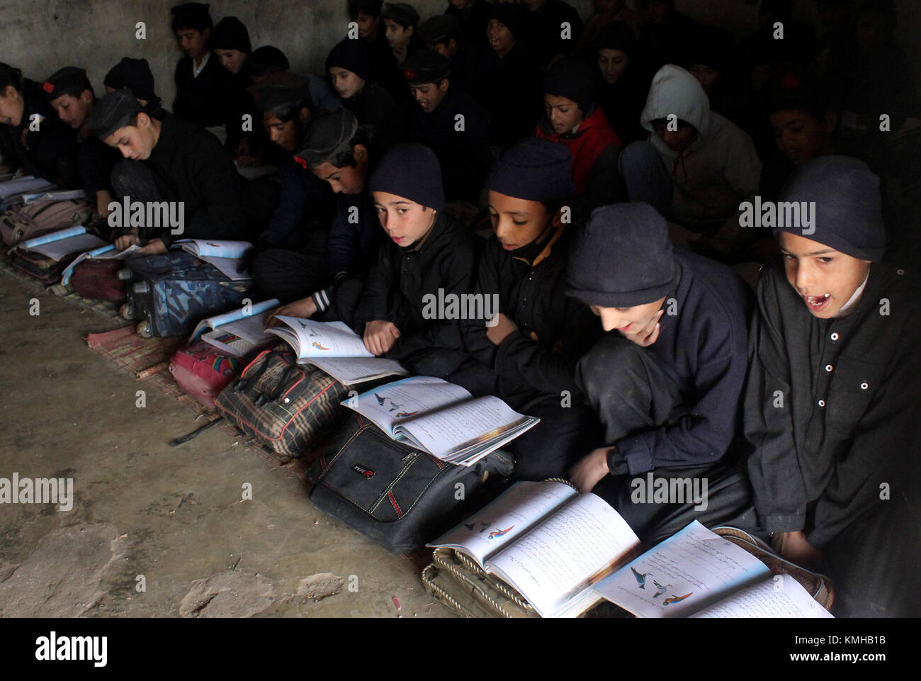 Education peshawar pakistan hi-res stock photography and images - Alamy