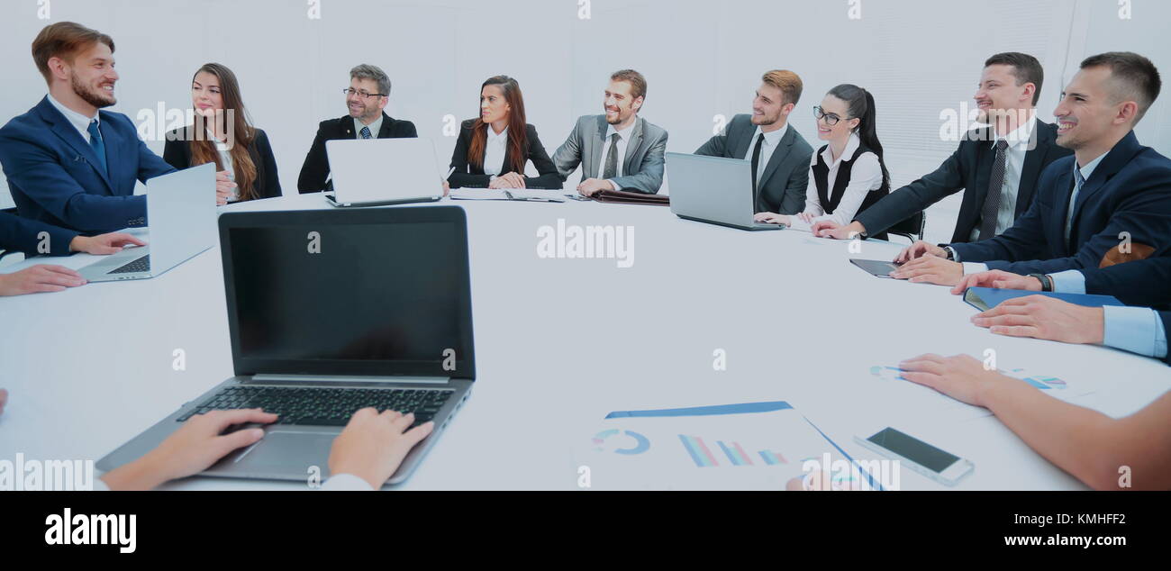 Round table discussion at Business convention and Presentation ...