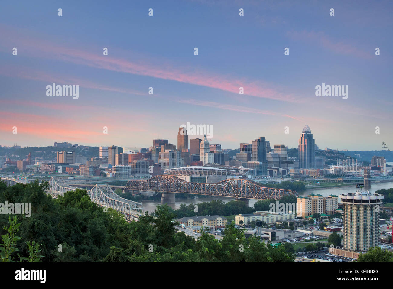 Colorful Sunset over a Skyline of Cincinnati, Ohio from Devou Park in ...