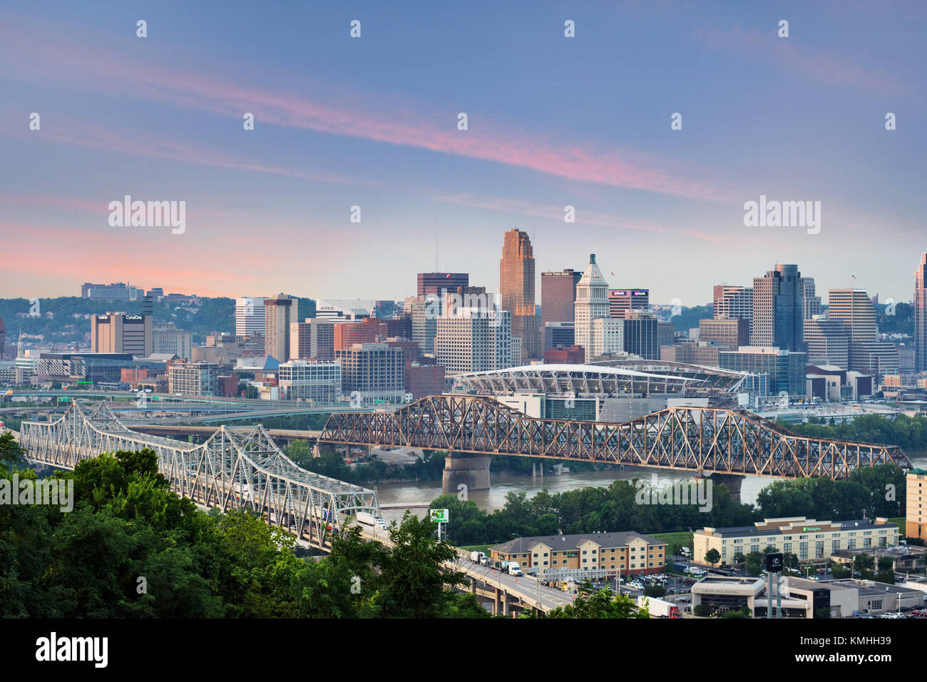 Colorful Sunset over a Skyline of Cincinnati, Ohio from Devou Park in ...