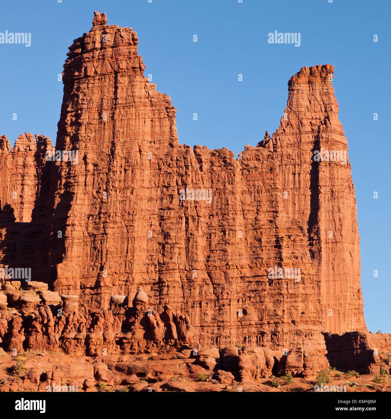 Solid towers hi-res stock photography and images - Alamy