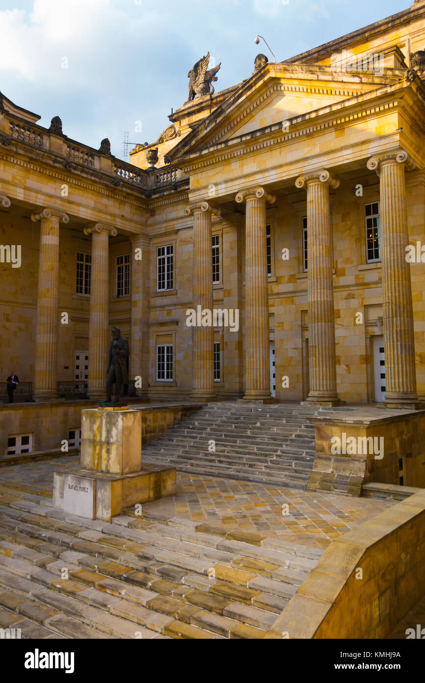Capitolio nacional de colombia hi-res stock photography and images - Alamy