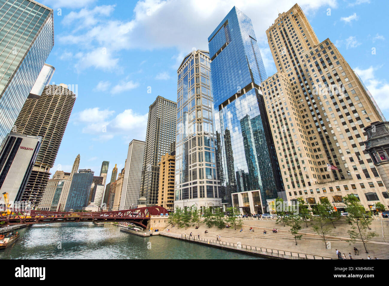 Northern Chicago River Riverwalk on North Branch Chicago River in ...