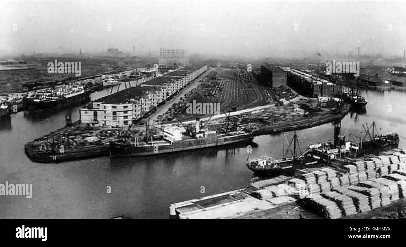 Manchester Dock No 9 was part of the industrial port system in ...