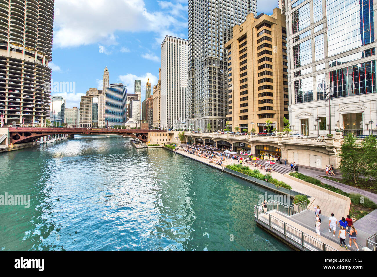 Northern Chicago River Riverwalk on North Branch Chicago River in ...