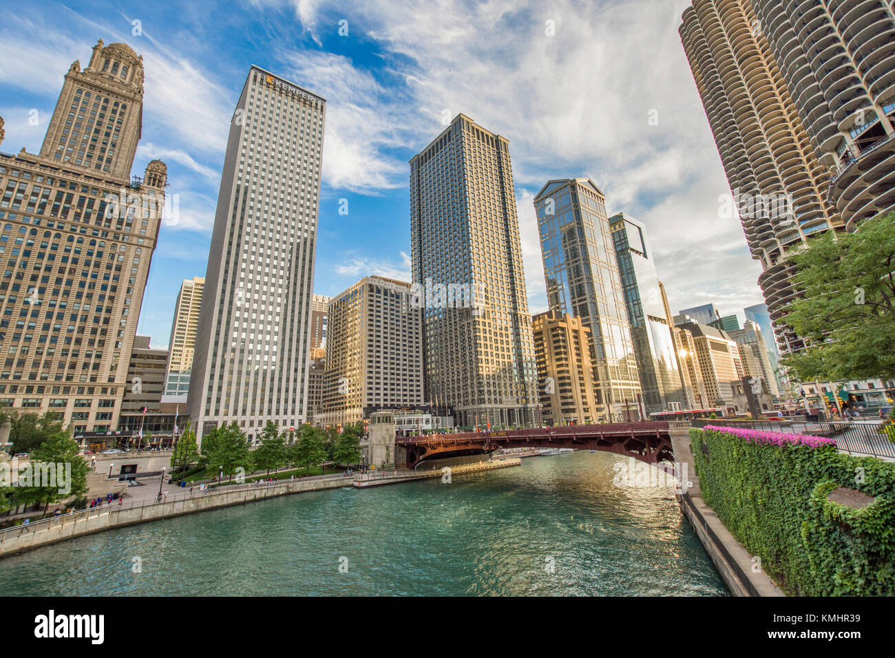 Northern Chicago River Riverwalk on North Branch Chicago River in ...