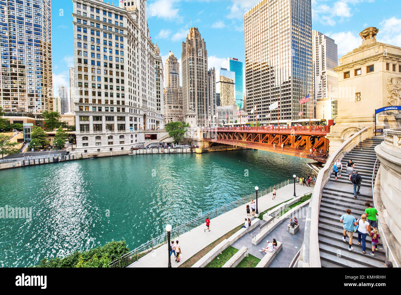 Northern Chicago River Riverwalk on North Branch Chicago River in ...