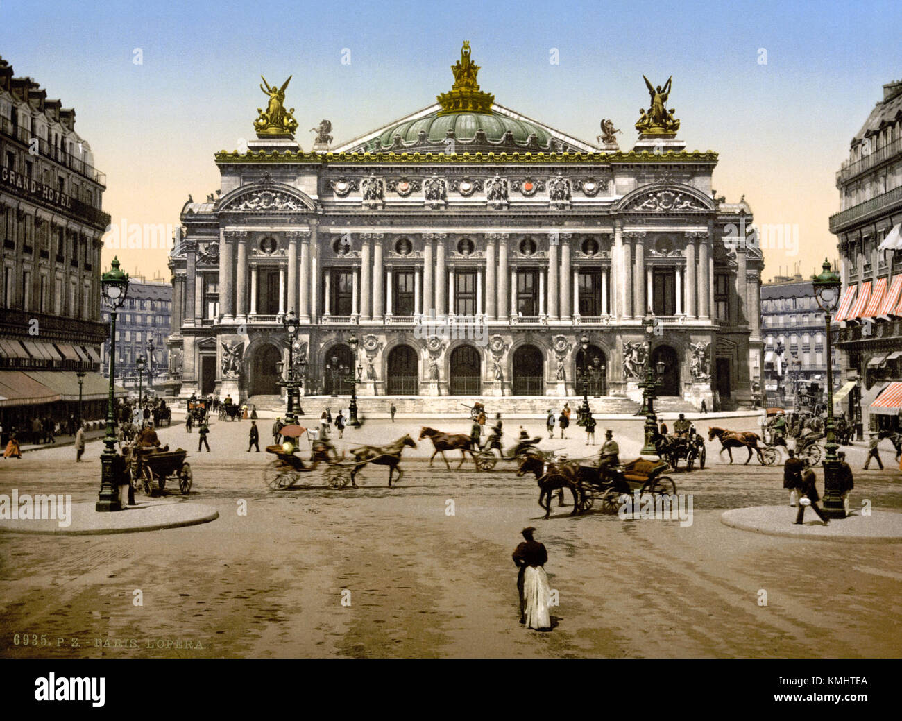 Oper paris hi-res stock photography and images - Alamy