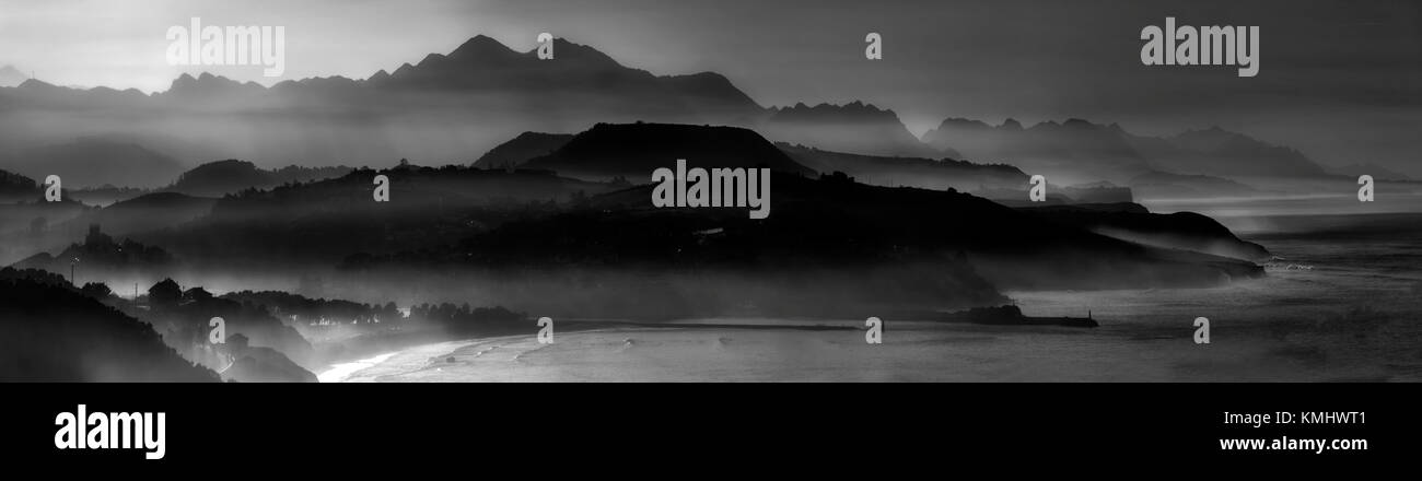 Panorama park castle in Black and White Stock Photos & Images - Alamy