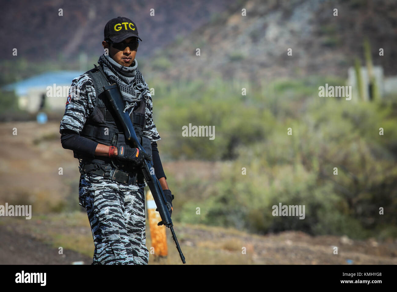 Gurdia Tradicional Comcaac, dedicated to the community defense of its ...