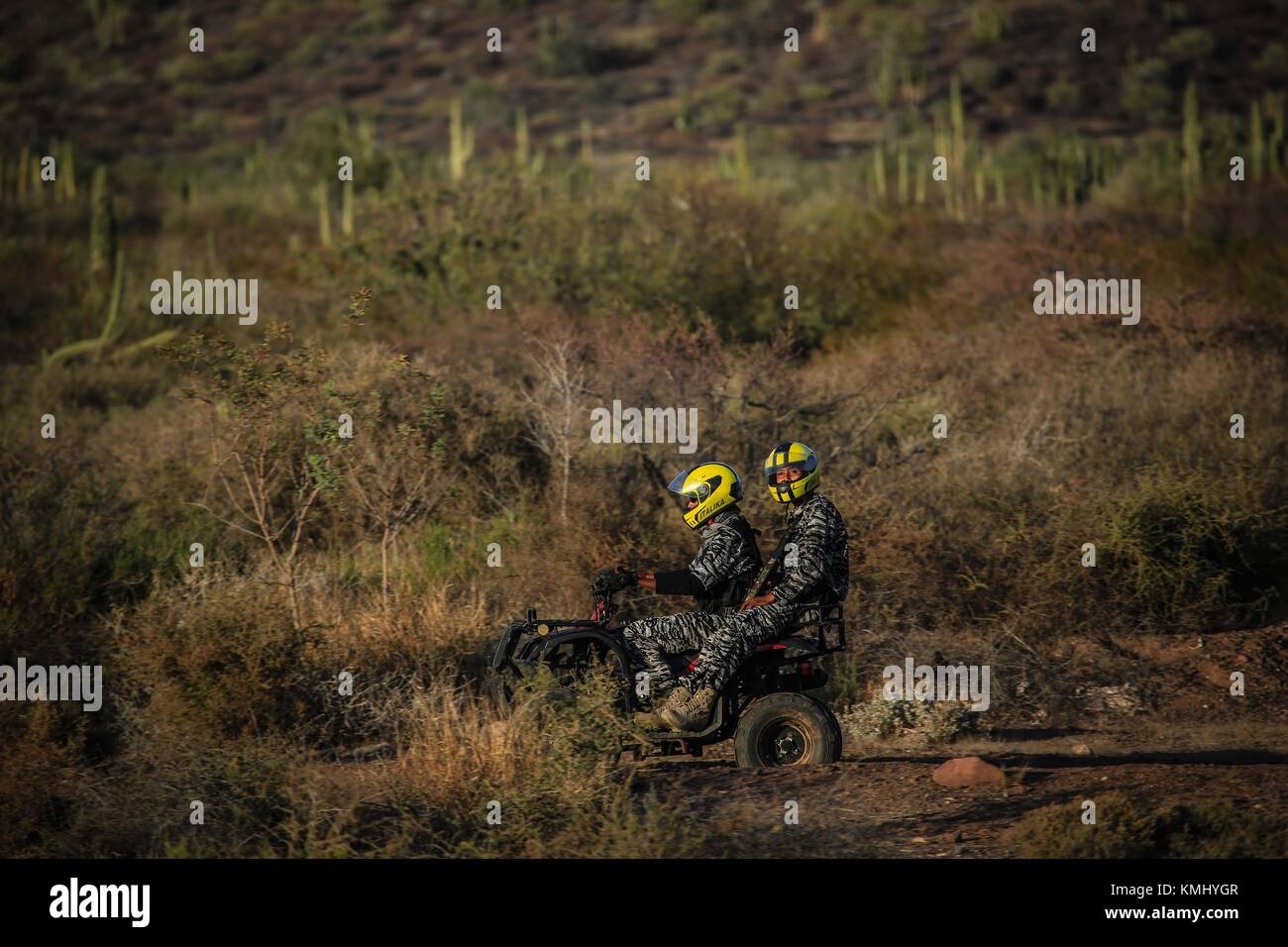 Gurdia Tradicional Comcaac, dedicated to the community defense of its ...
