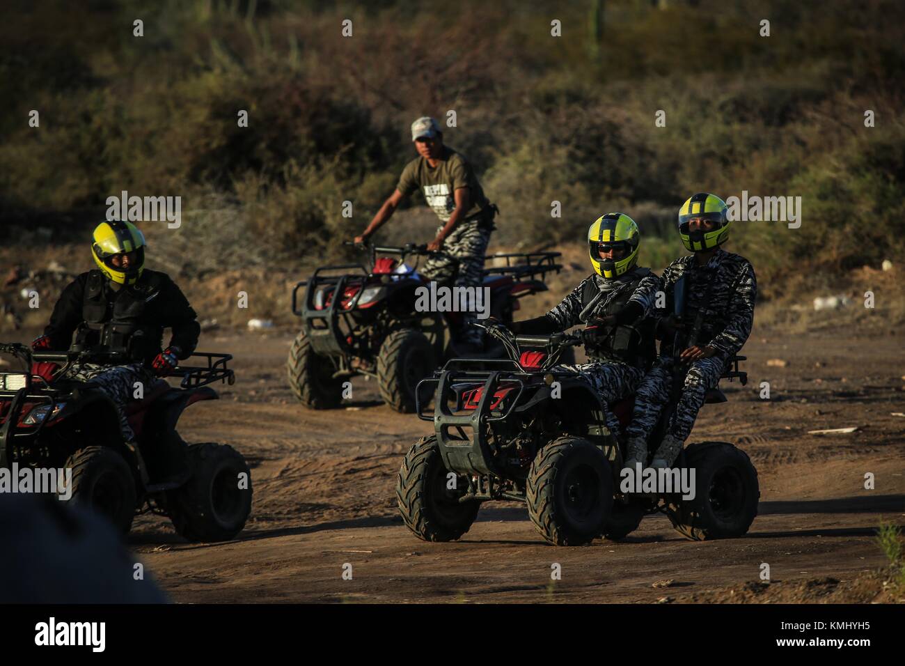 Gurdia Tradicional Comcaac, dedicated to the community defense of its ...