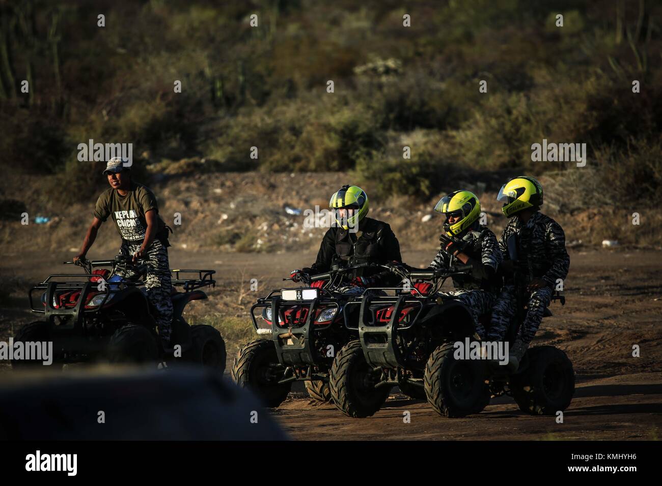 Gurdia Tradicional Comcaac, dedicated to the community defense of its ...