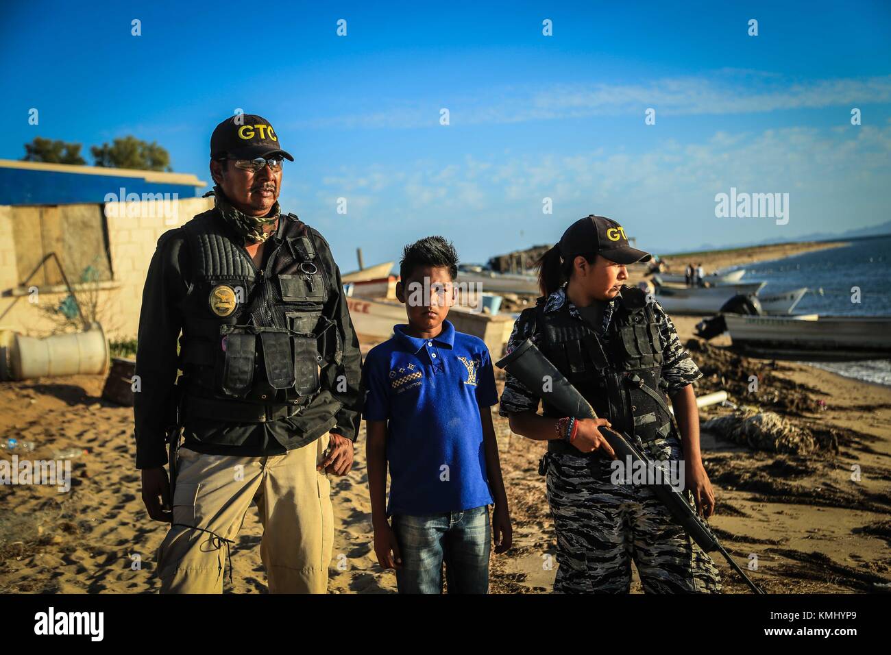 Gurdia Tradicional Comcaac, dedicated to the community defense of its ...