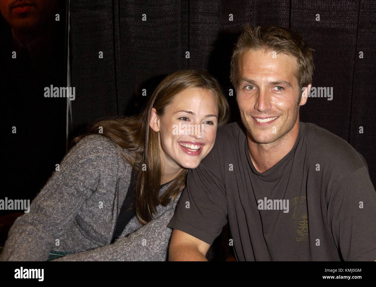 8 October 2002 RTSlocomb / MediaPunch Jennifer Garner & Michael Vartan ...