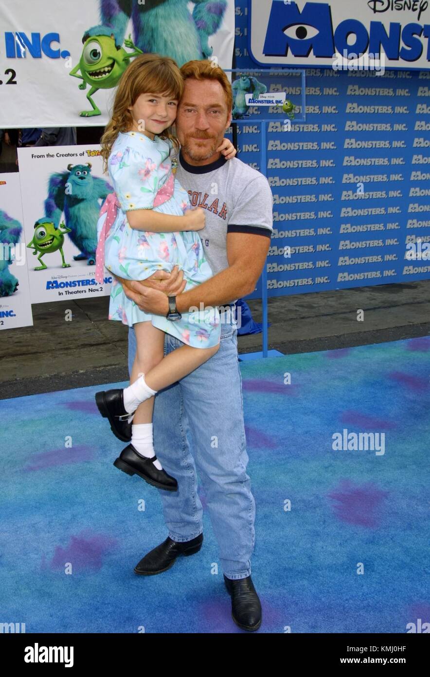 28 October 2001 RTSlocomb / MediaPunch Danny Bonaduce & daughter ...