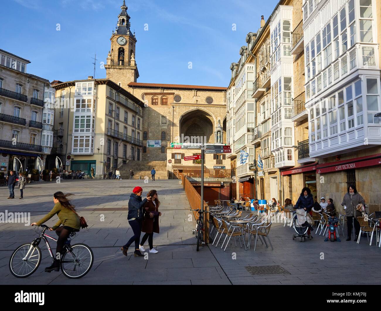 Plaza de la virgen blanca de vitoria hi-res stock photography and ...
