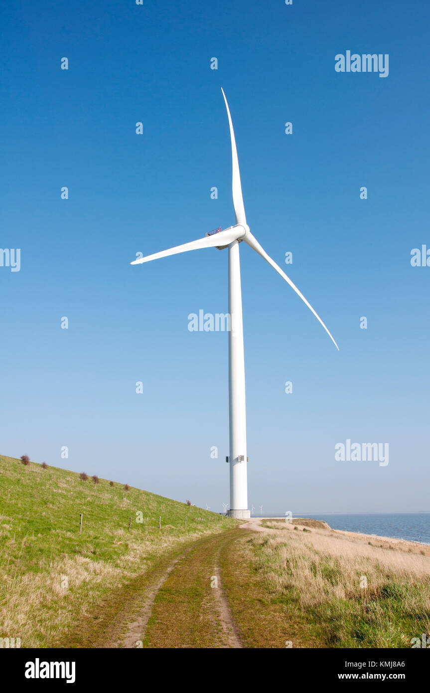 Rotating wind turbine hi-res stock photography and images - Alamy