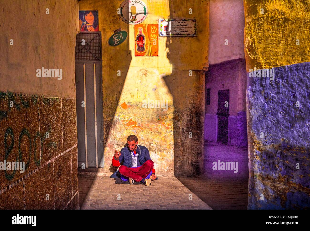 Old Poor People Of The World High Resolution Stock Photography and ...