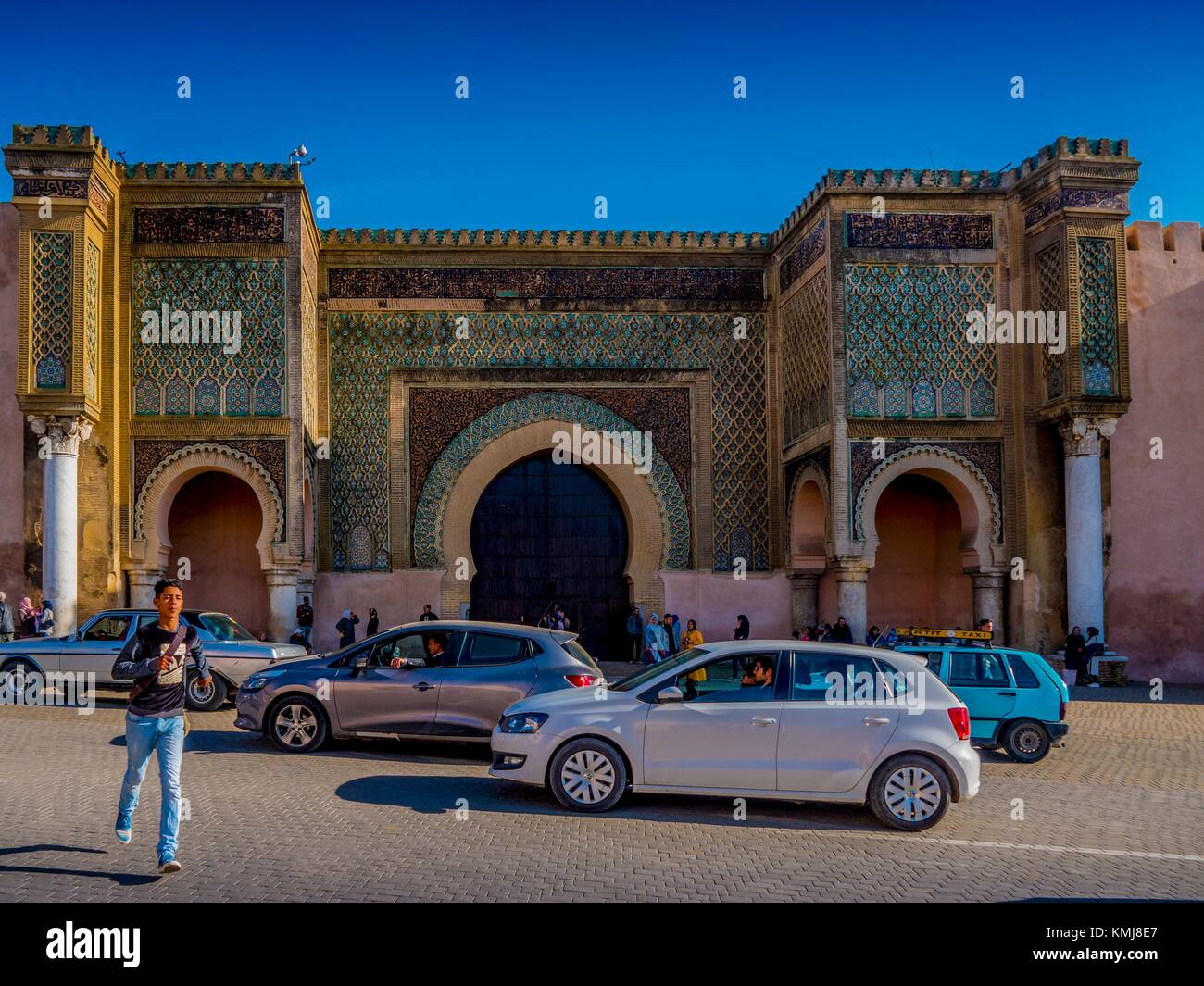 Bab mansour meknes hi-res stock photography and images - Alamy