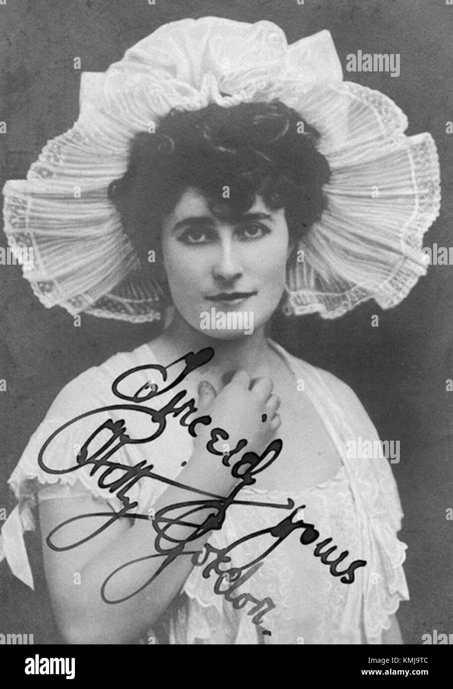 Kitty Gordon was an early 20th-century actress known for her work in ...