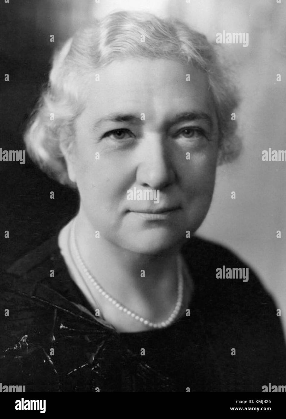 Winifred Cullis, an influential figure in 1940, was known for her ...