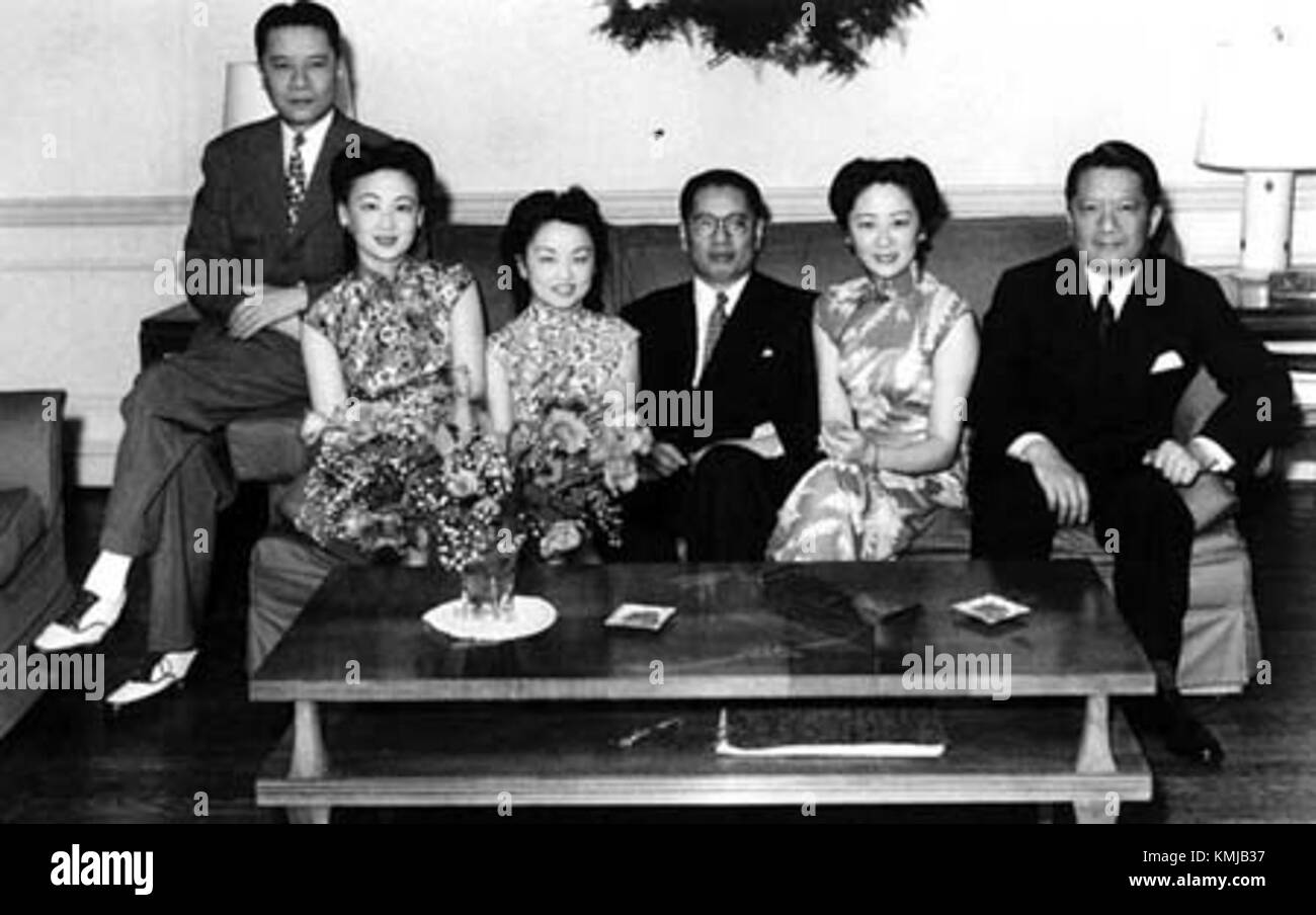 Soong Black and White Stock Photos & Images - Alamy