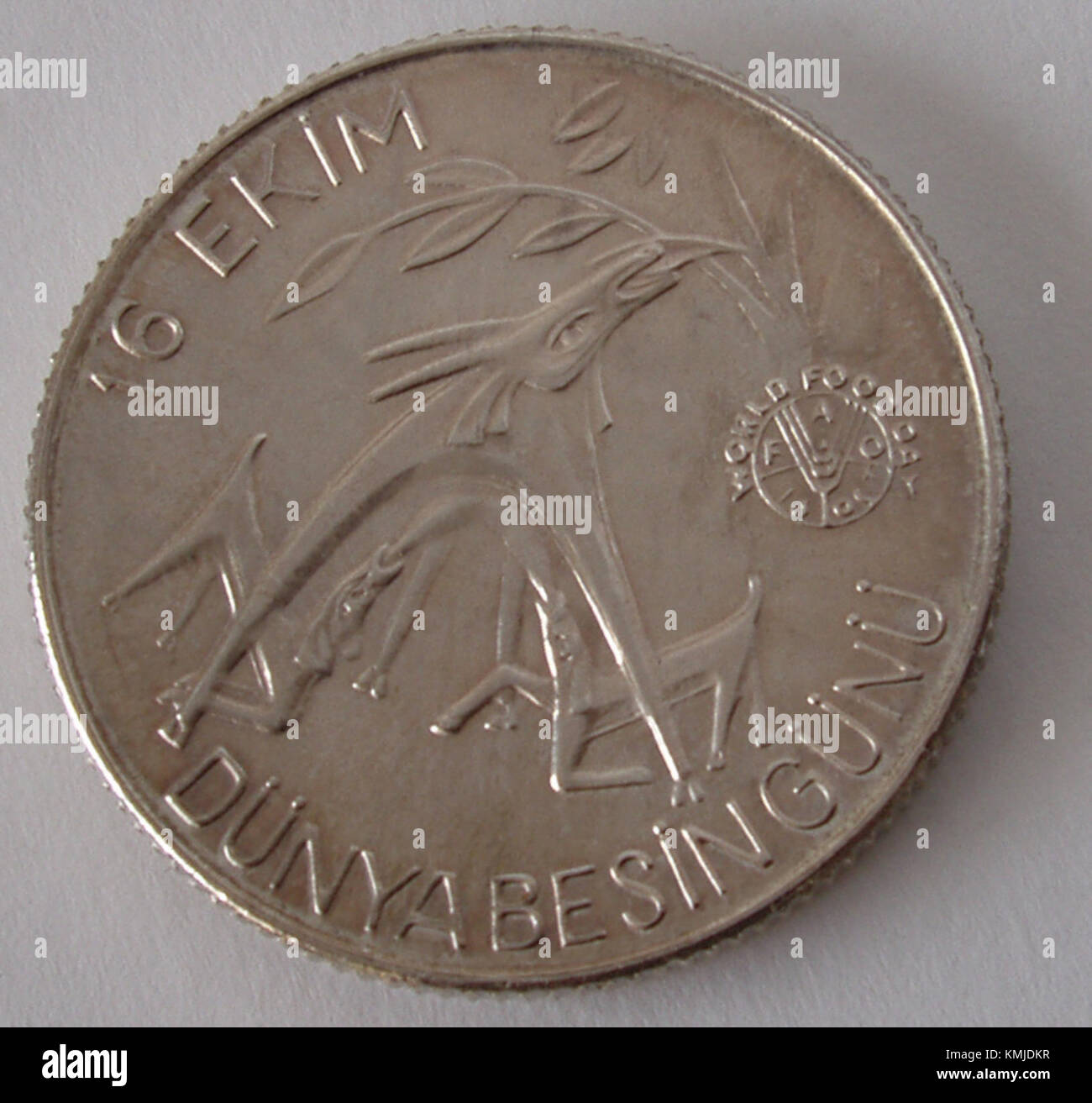 A 1500 Lira banknote from Turkey, issued in 1981. The reverse side ...