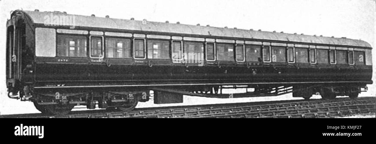 GWR 70 foot 10 compartment third class corridor coach (CJ Allen, Steel ...