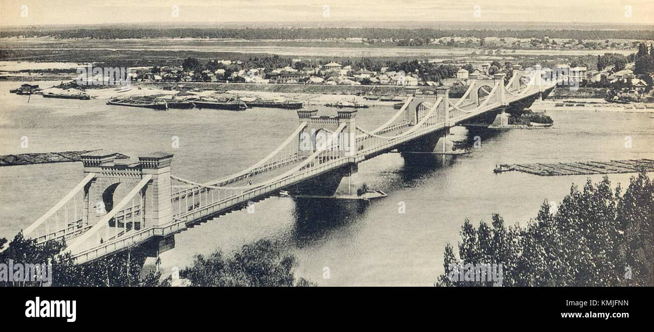 Nicholas chain bridge hi-res stock photography and images - Alamy