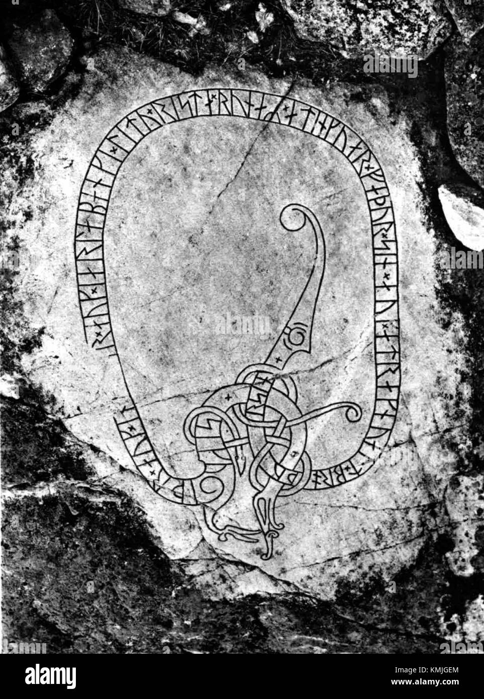 U 309 is a photograph of a runic inscription located at Hargs bro in ...