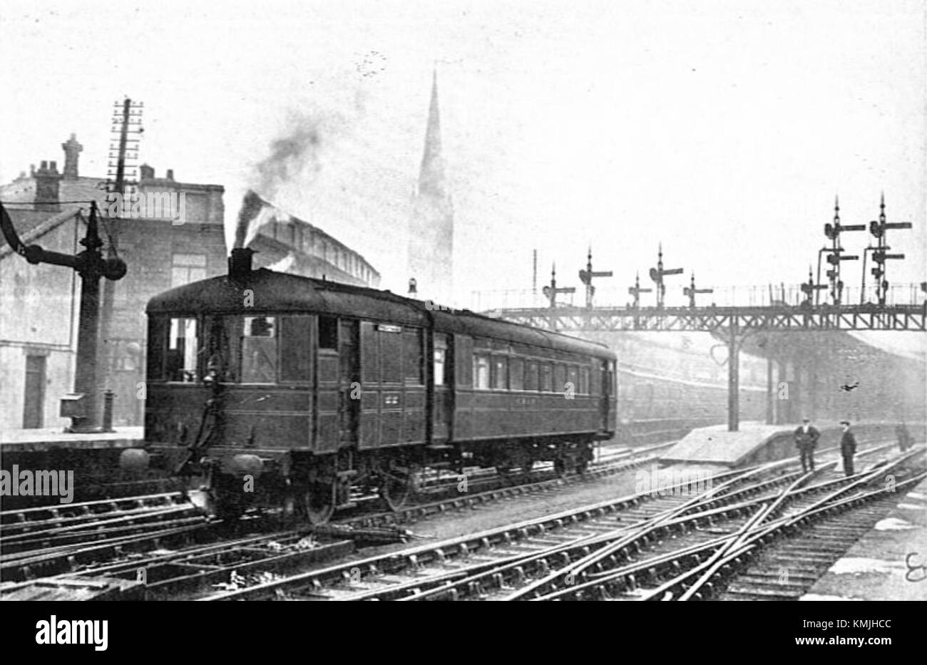 The LNER Sentinel-Cammell steam rail-car, introduced in 1928, was an ...