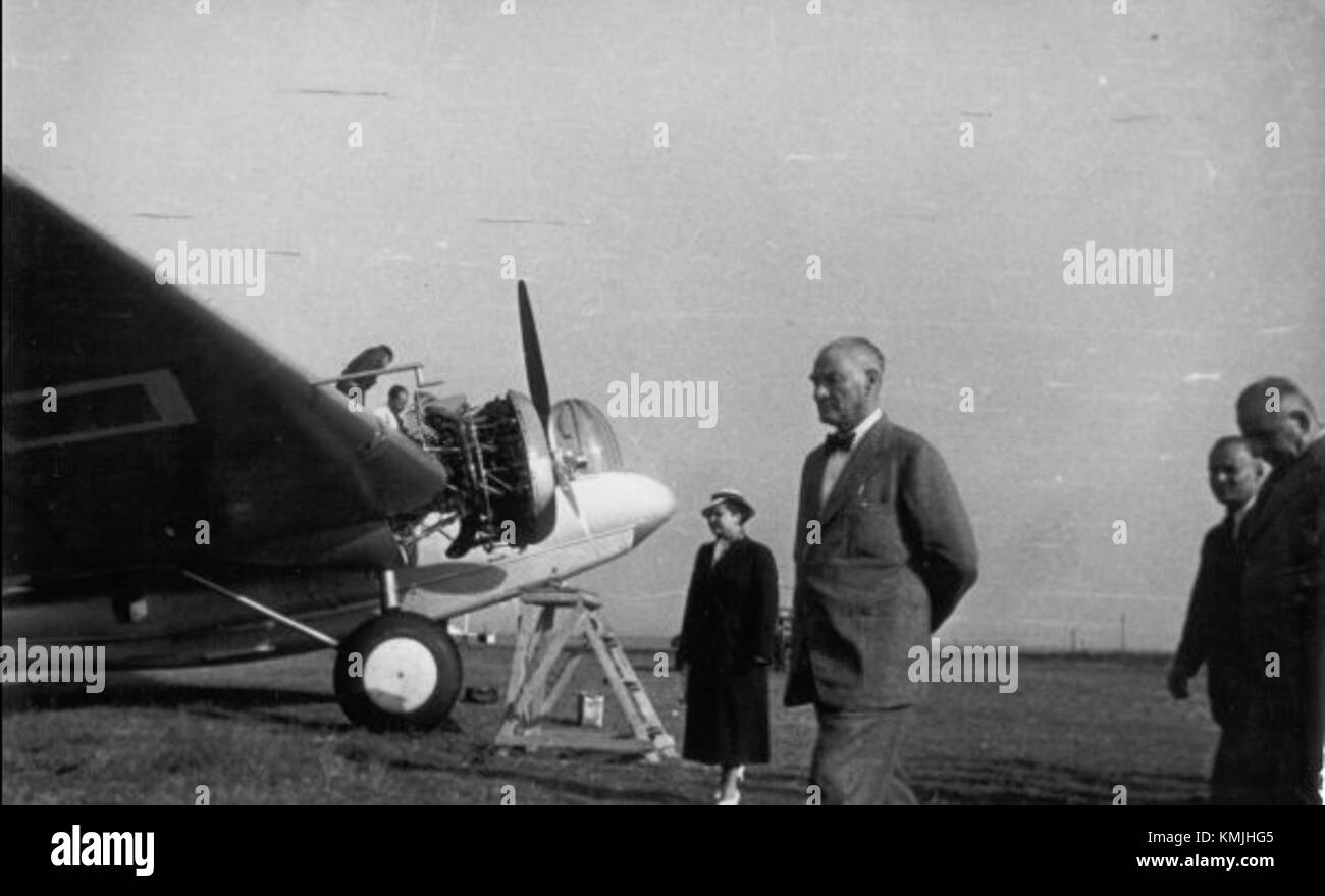 The Martin Model 139 Turkey is an American aircraft developed by the ...