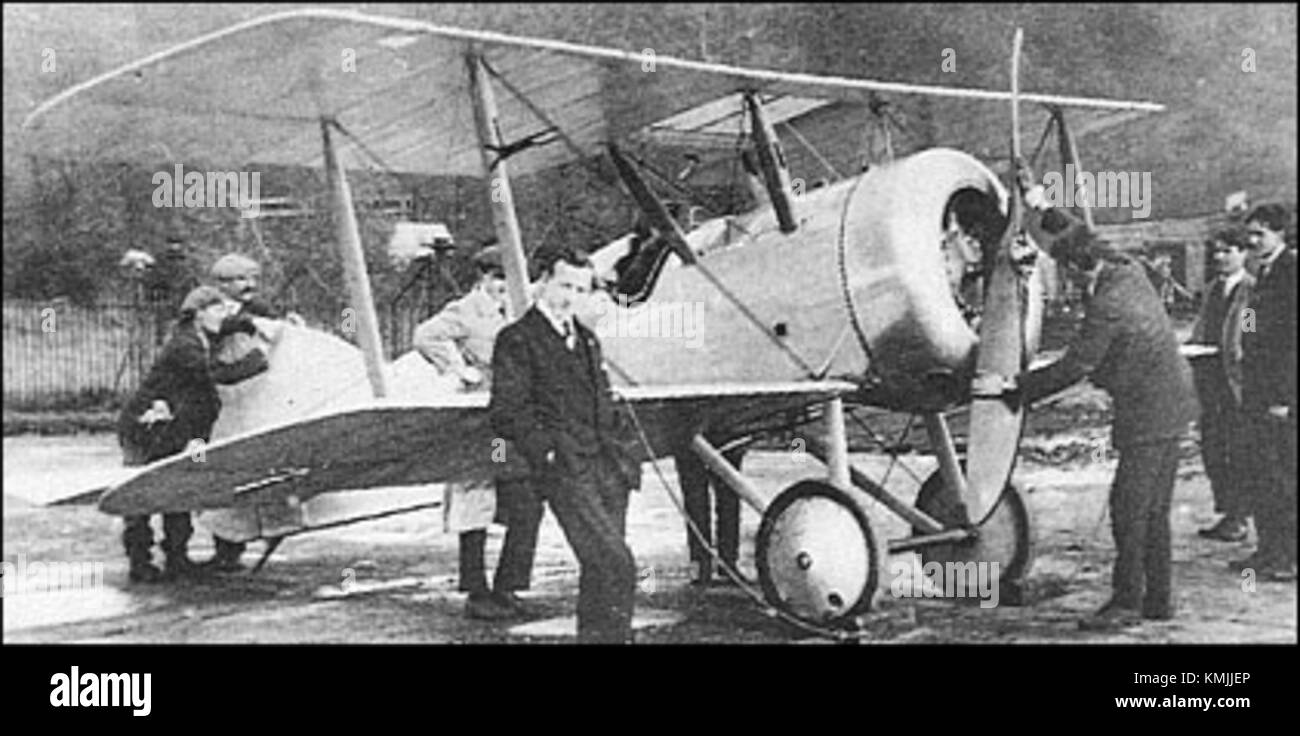 Vickers F.B.19 front quarter view Stock Photo - Alamy