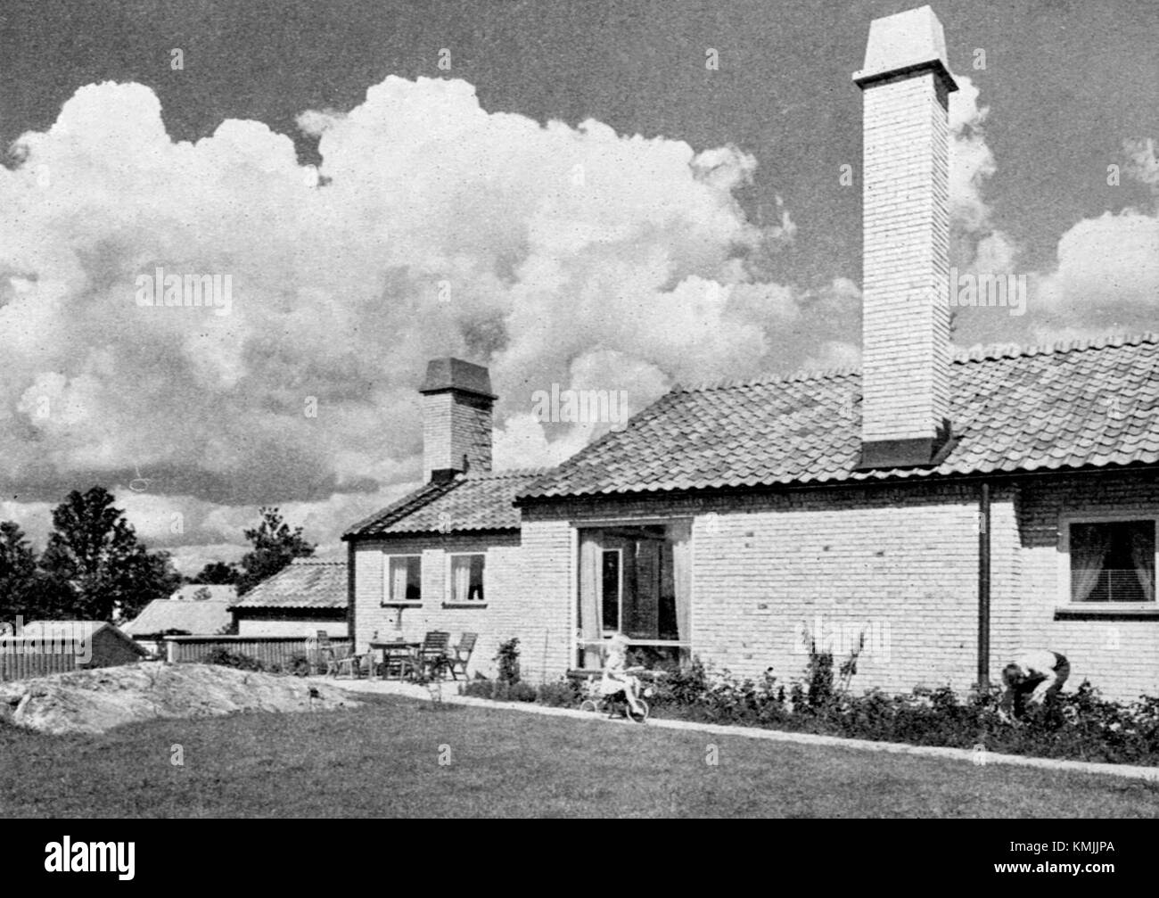 Villa Sundahl, built in 1956, is an example of mid-century modern ...