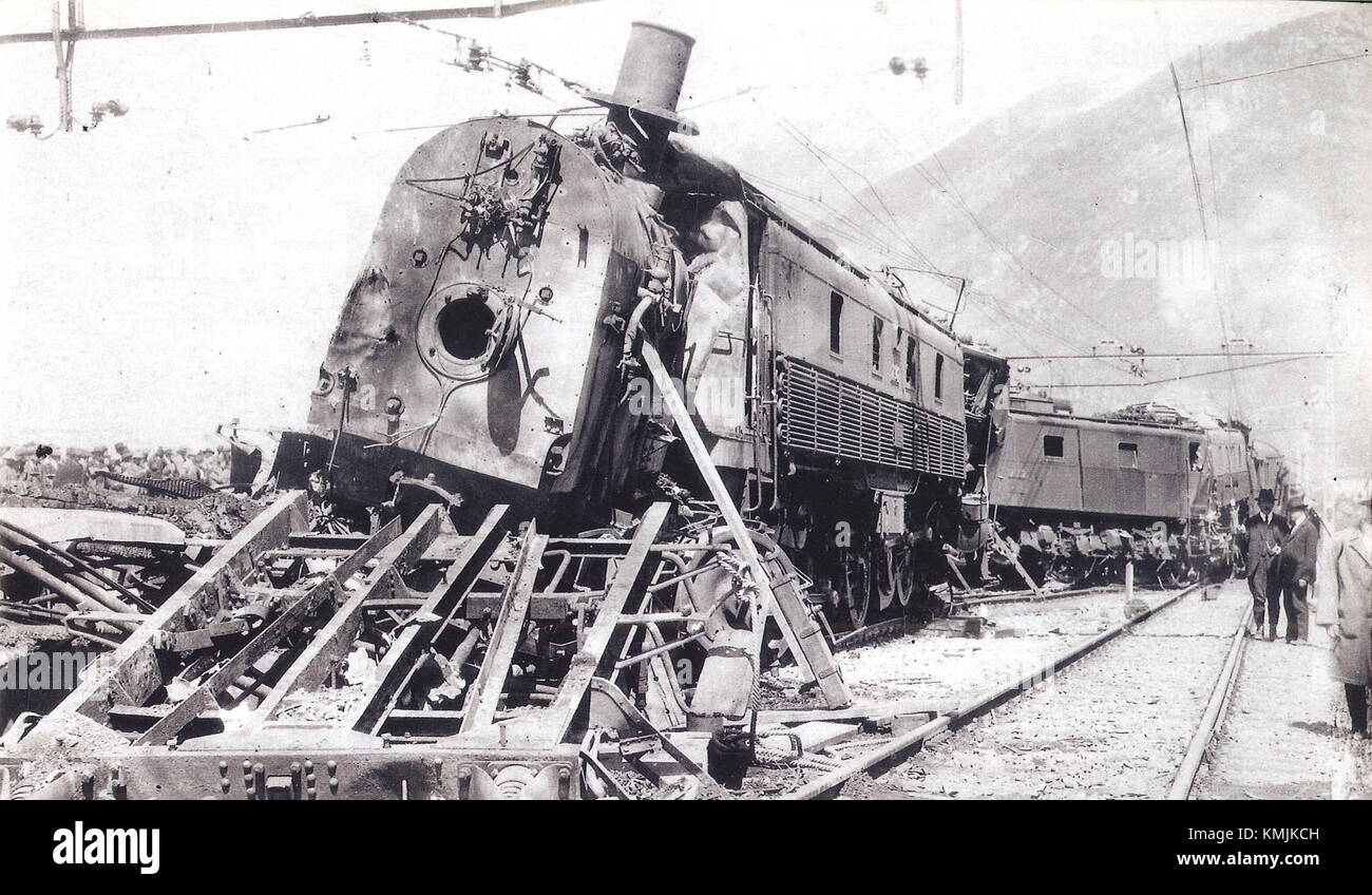 Train malfunction hi-res stock photography and images - Alamy