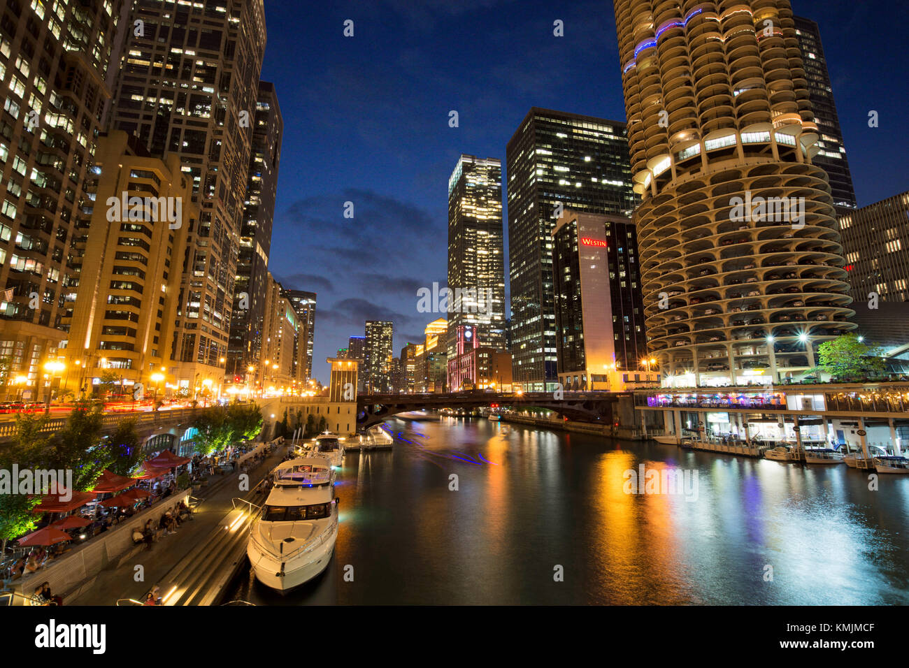 Scenic Chicago River Riverwalk at Night in Chicagio, Illinois Stock ...