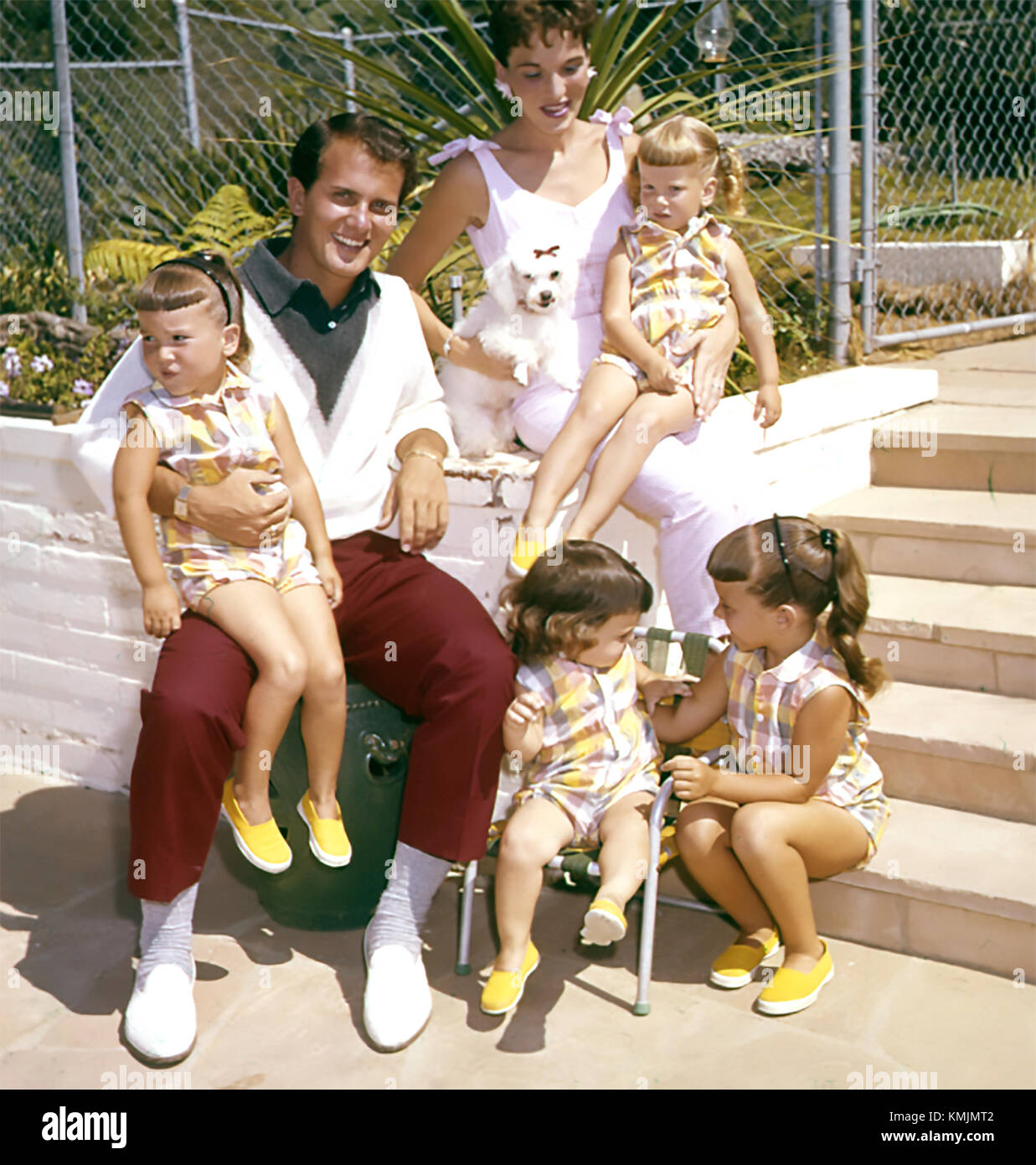 PAT BOONE US singer and film actor with his wife Shirley and their ...