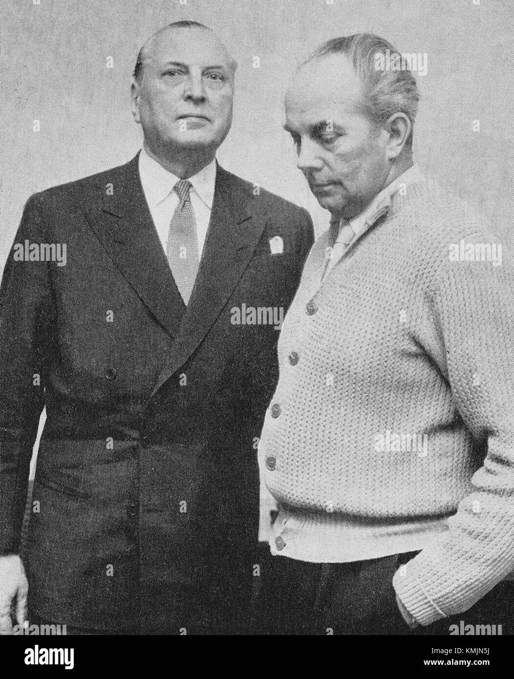 Van de Velde Moeller is a renowned artist known for his work in the ...