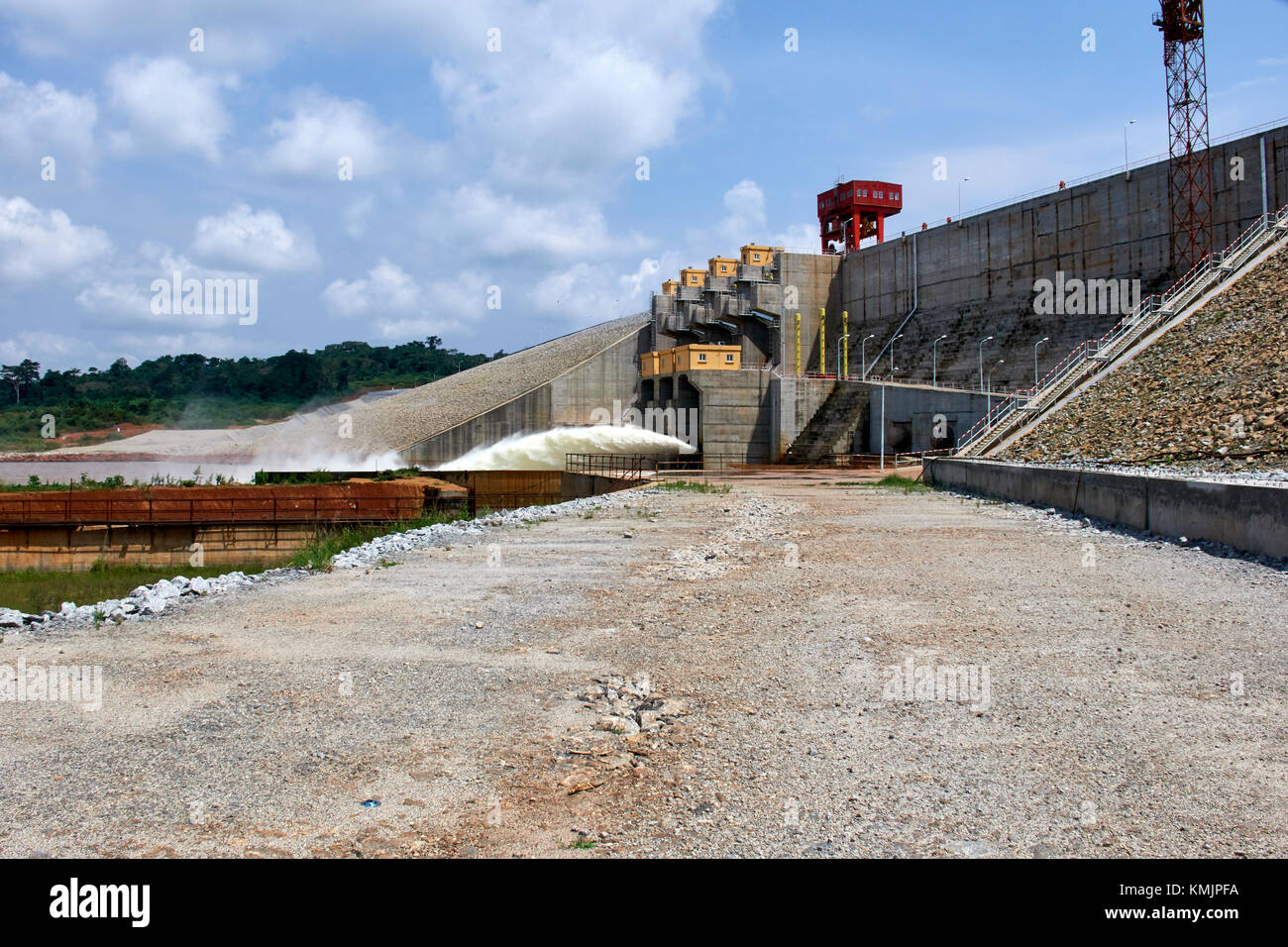Lom pangar dam hi-res stock photography and images - Alamy