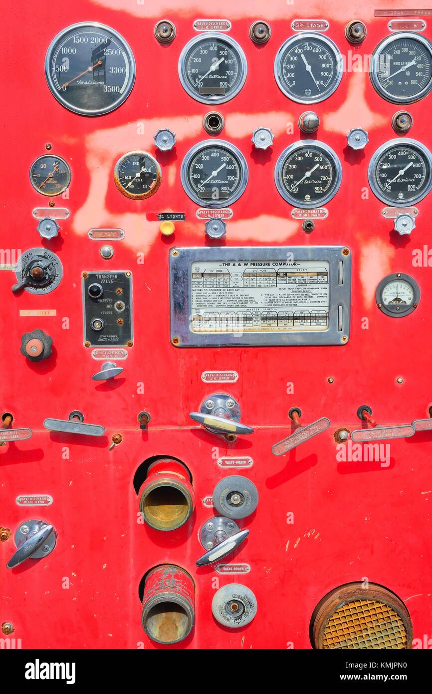 Fire truck hi-res stock photography and images - Alamy
