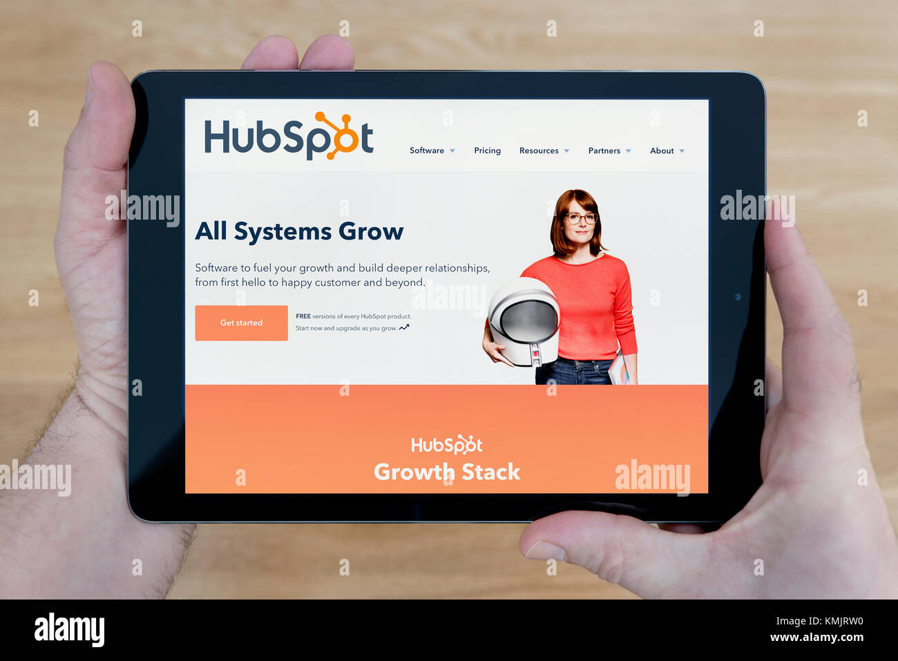 Hubspot page hi-res stock photography and images - Alamy