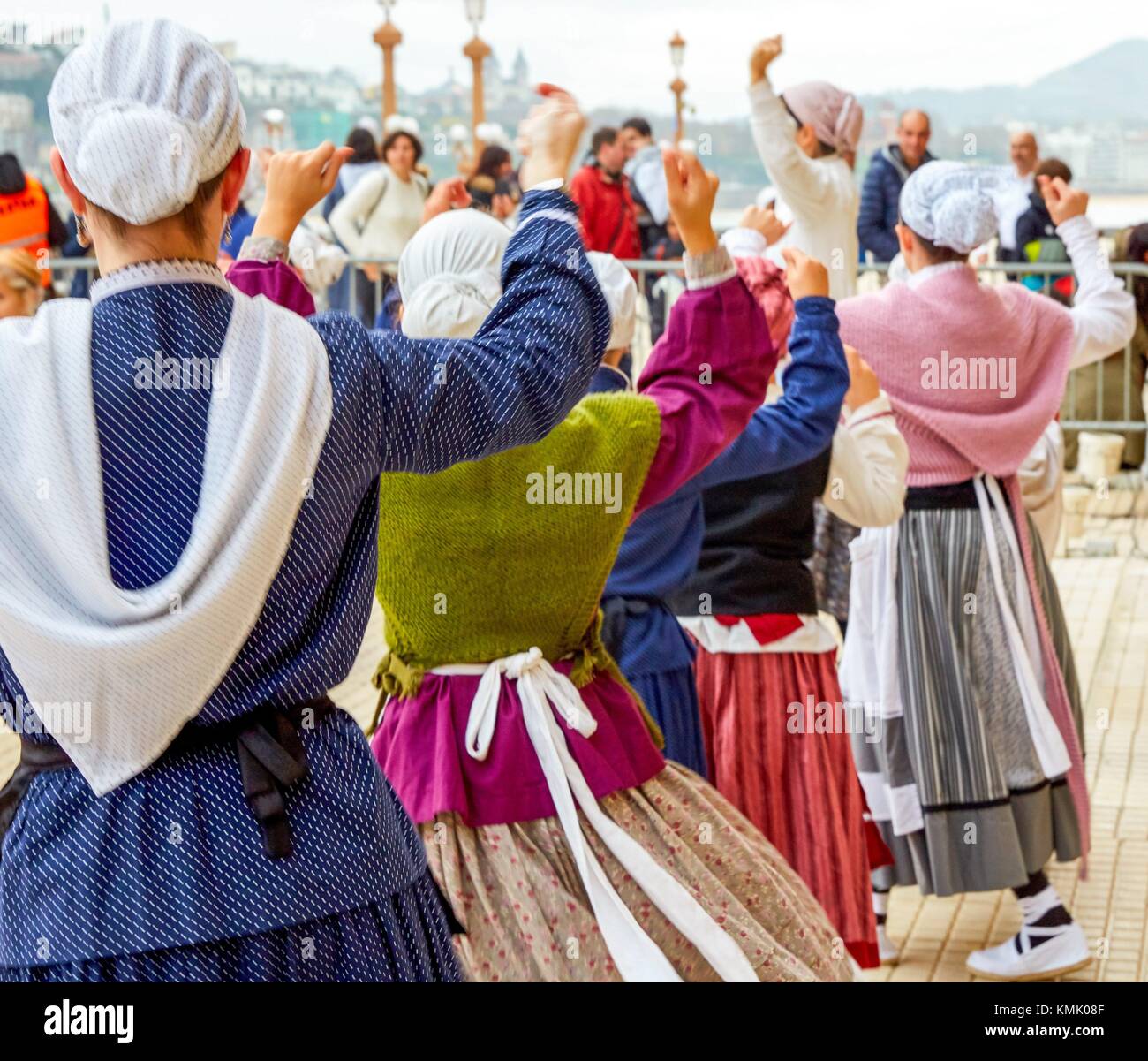 Regional dancing costumes hi-res stock photography and images - Alamy