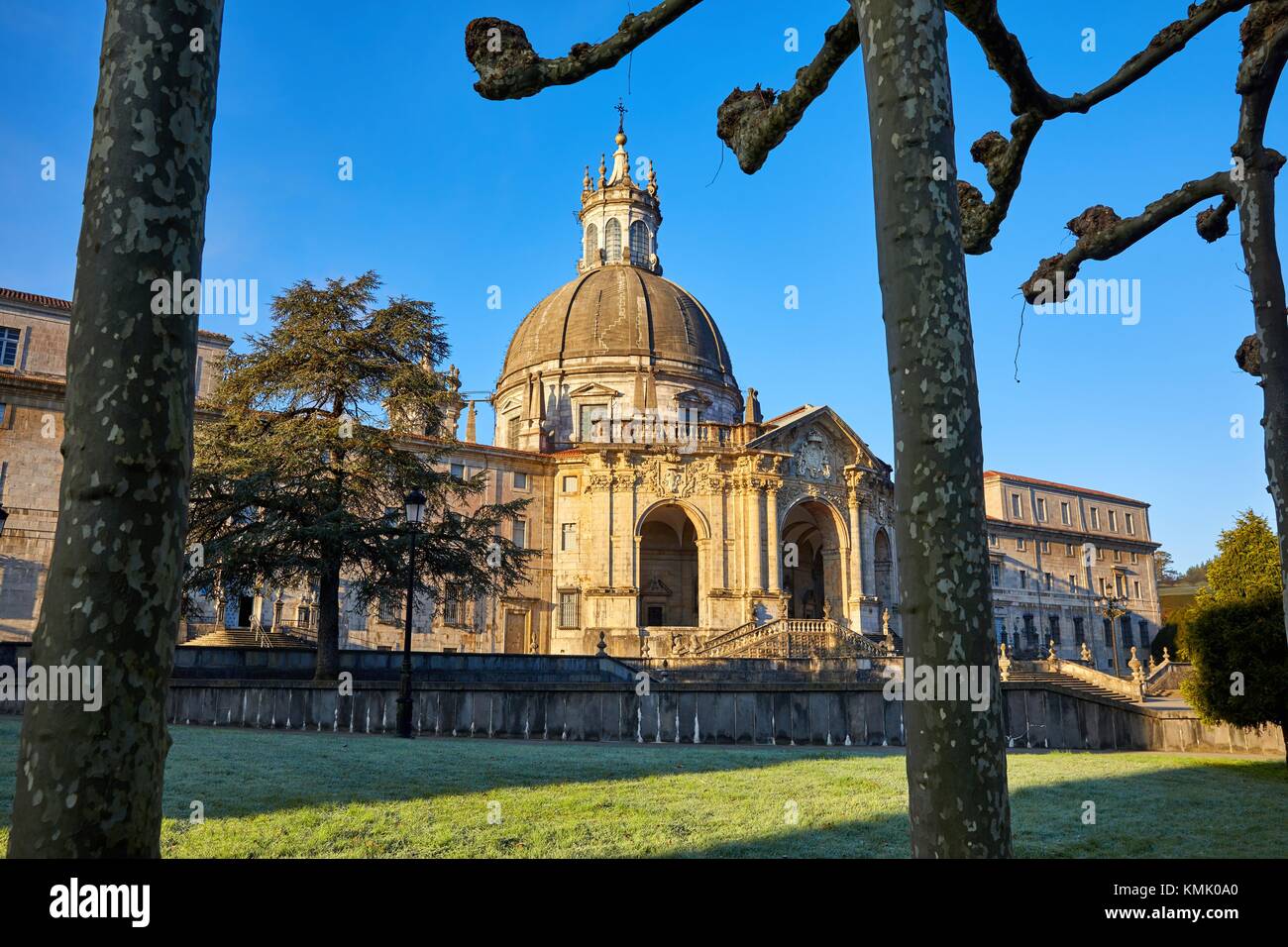 Santuario de san ignacio de loyola hi-res stock photography and images ...